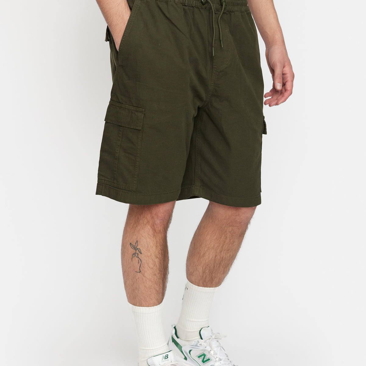 Loose Cargo Shorts / 4060 - Army – Revolution.eu